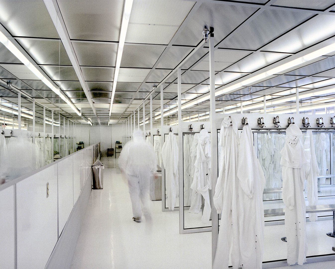 Selecting the Right General Contractor for your Semiconductor Plant Selecting the Right General Contractor for your Semiconductor Plant